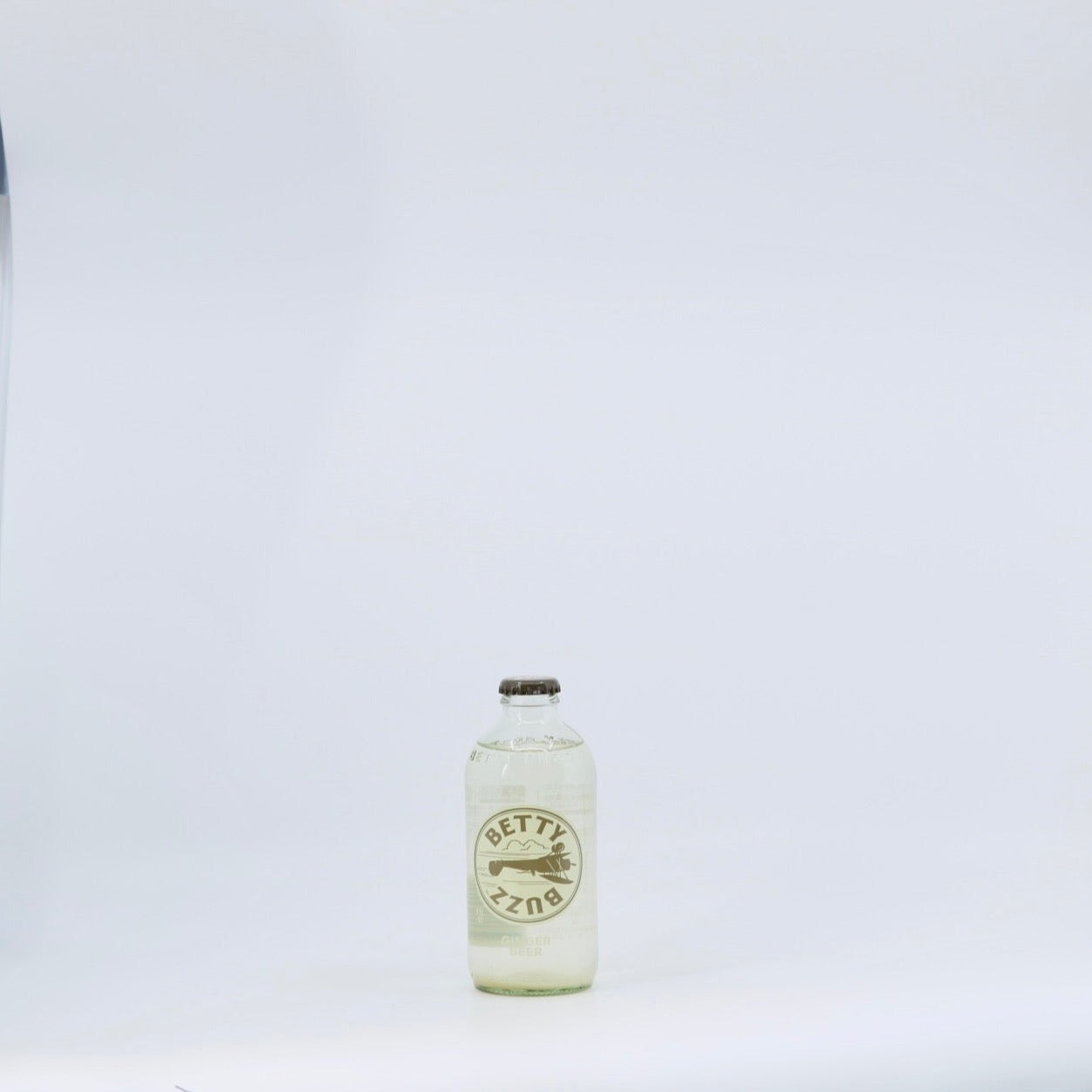 Betty Buzz - Ginger Beer - 9fl oz – HELA Provisions